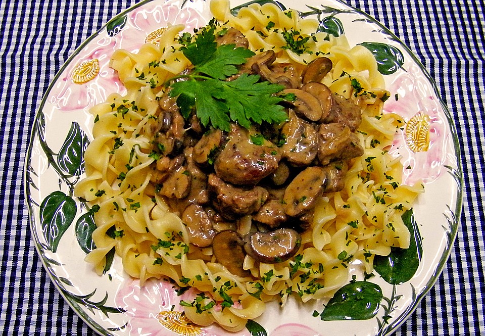 Kalbsgulasch - Ein schmackhaftes Rezept | Chefkoch.de
