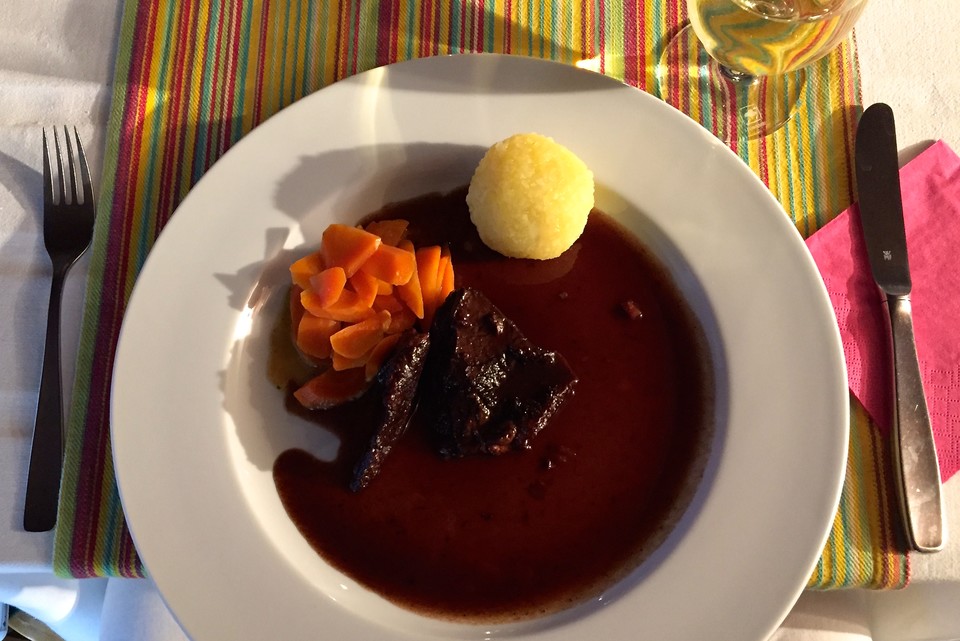 Ochsenbäckchen in Portwein - Ein schönes Rezept | Chefkoch.de