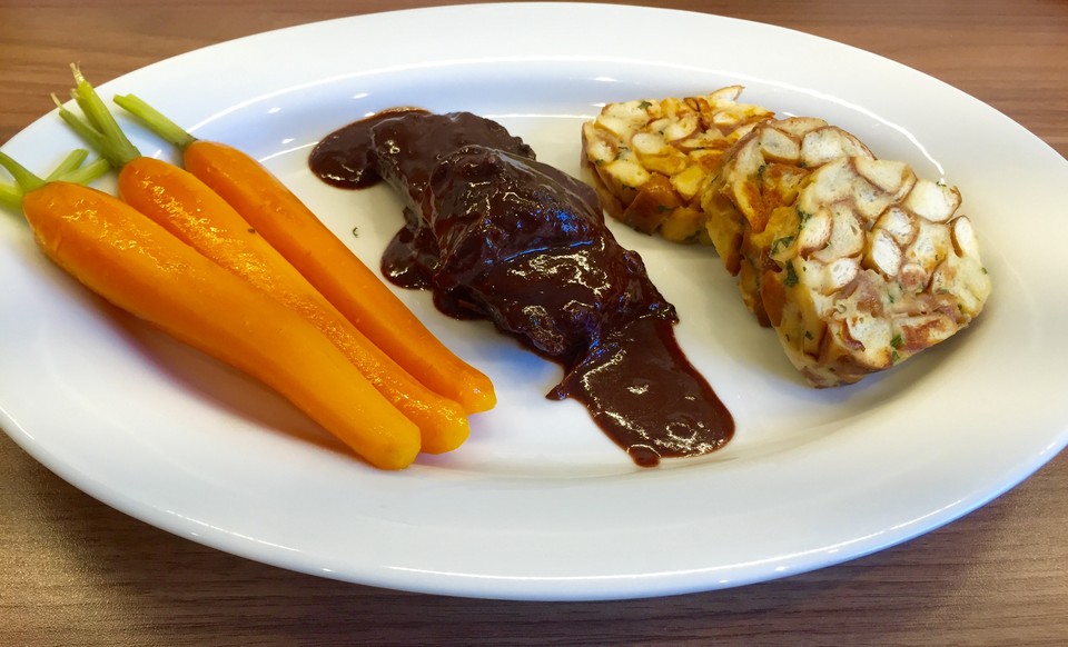 Ochsenbäckchen in Portwein - Ein schönes Rezept | Chefkoch.de