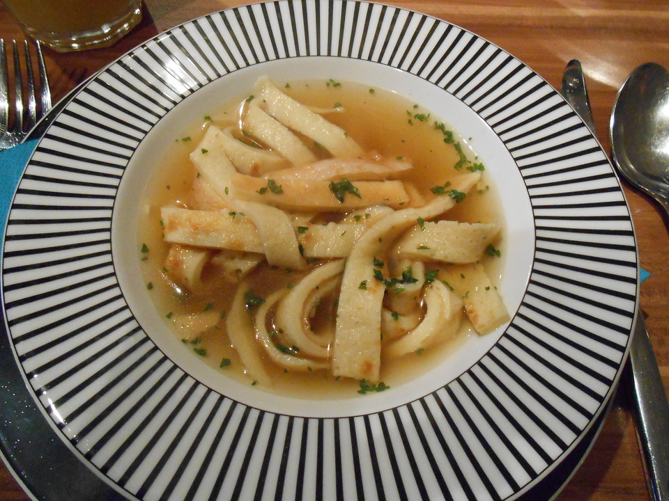 Schwäbische Flädle von schorsch12 | Chefkoch.de