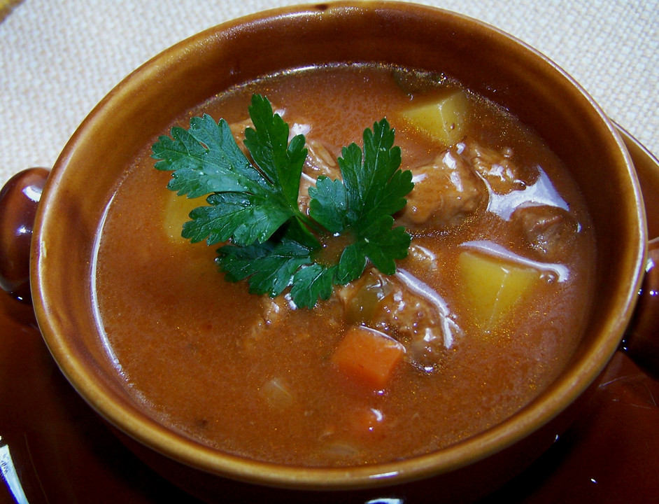 Ungarische Gulaschsuppe von suri5 | Chefkoch.de