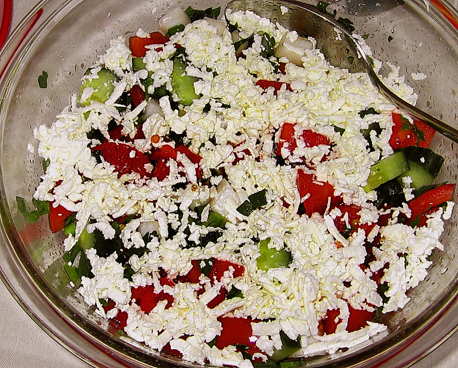 Schopska - Salat aus Bulgarien von cori777 | Chefkoch.de