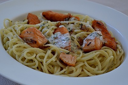 Spaghetti mit Lachs und Zitronensoße von McMoe | Chefkoch.de