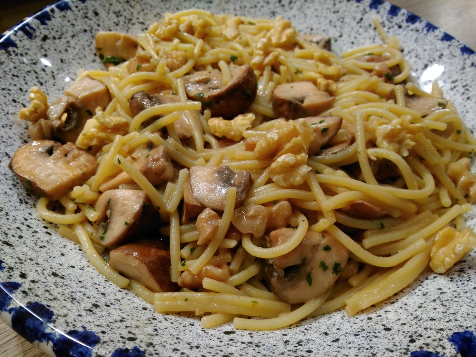 Herbstliche Spaghetti - Ein leckeres Rezept | Chefkoch.de