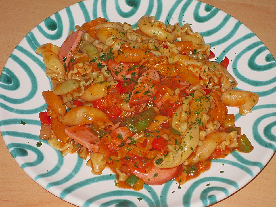 Nudel - Fleischwurst - Pfanne von Estefania1 | Chefkoch.de