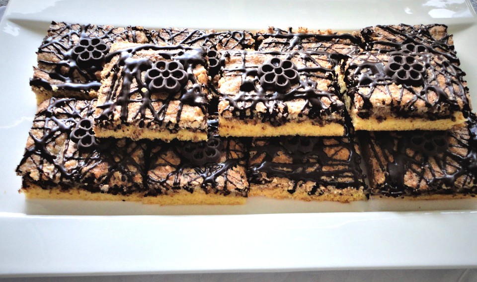 Russische Schnitten (Blechkuchen) von Dragonmoon | Chefkoch.de
