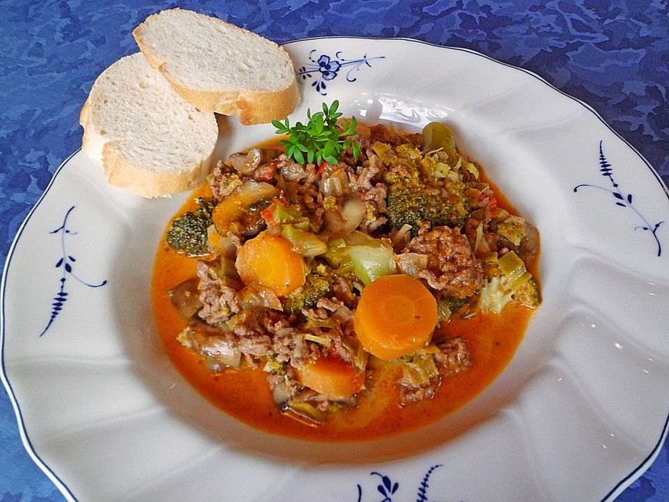 Hackfleisch - Gemüsepfanne von Buzlik | Chefkoch.de