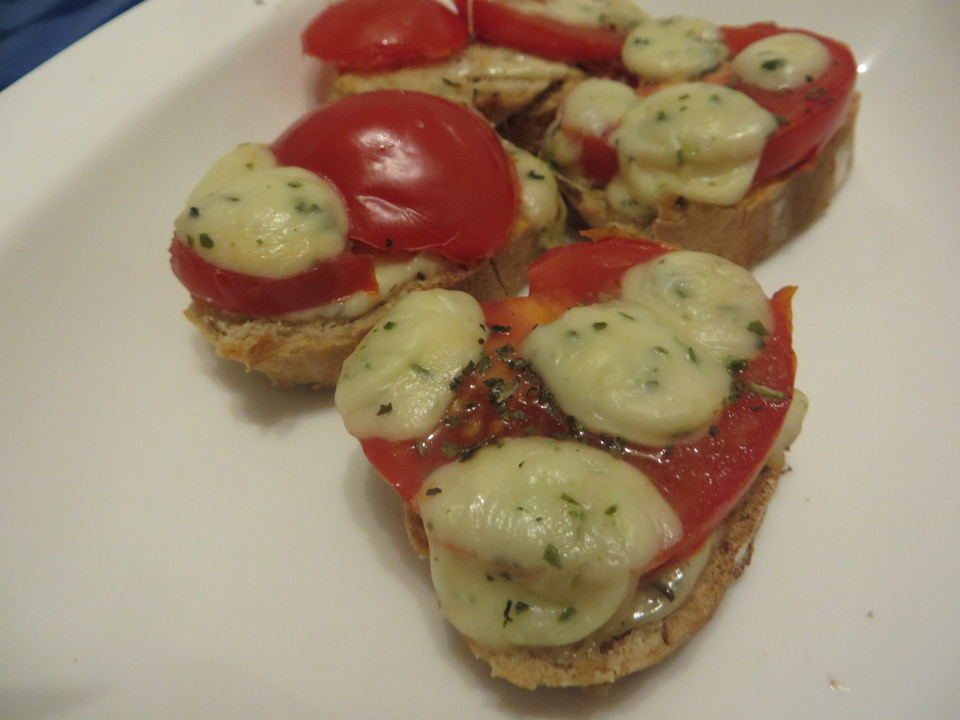 Tomate - Mozzarella Toast von Andr0meda | Chefkoch.de
