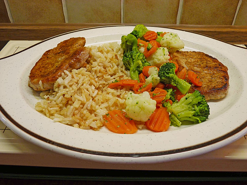 Naturschnitzel à là minute mit buntem Gemüse und Reis (Rezept mit Bild ...