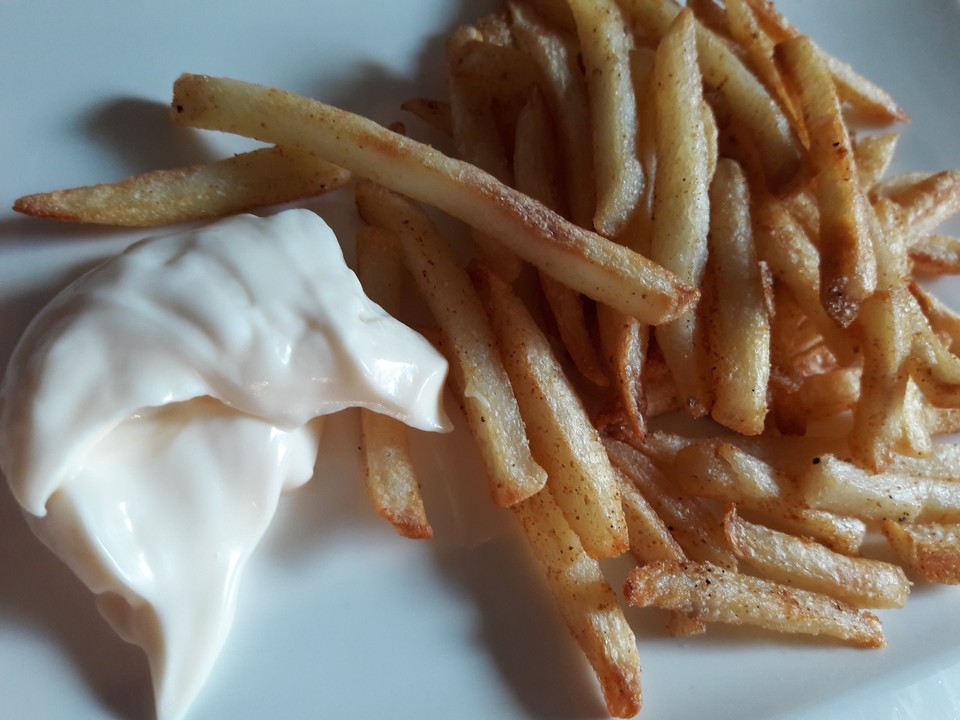 Pommes frites mit Mayonnaise von Mathias56 | Chefkoch.de