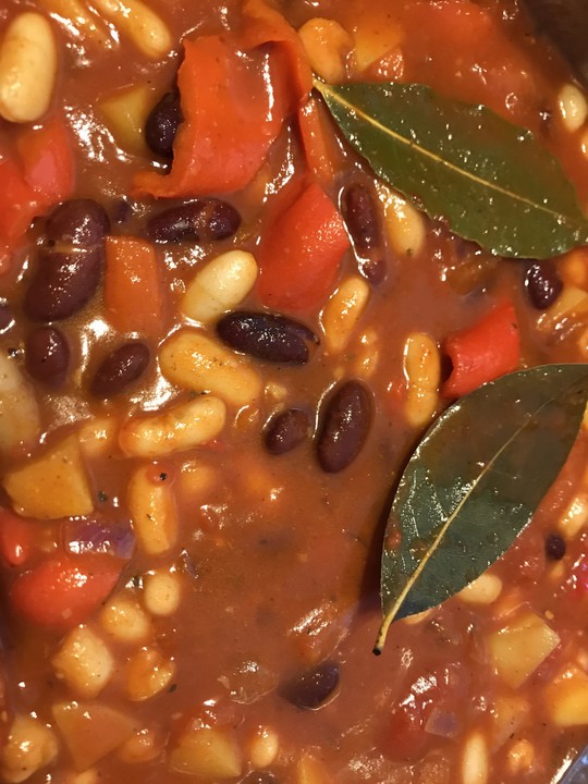 Vegetarischer Bohneneintopf von Blume321 | Chefkoch.de