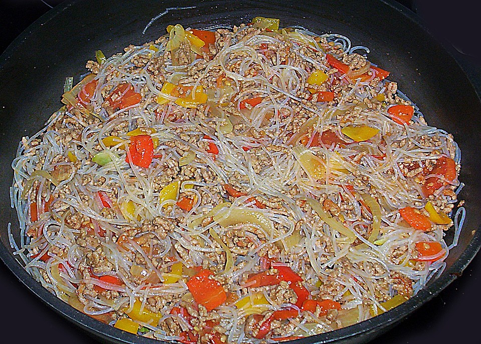 Hackfleischpfanne mit Glasnudeln von carschu | Chefkoch.de