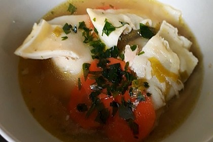 Maultaschensuppe von Evilein4 | Chefkoch.de