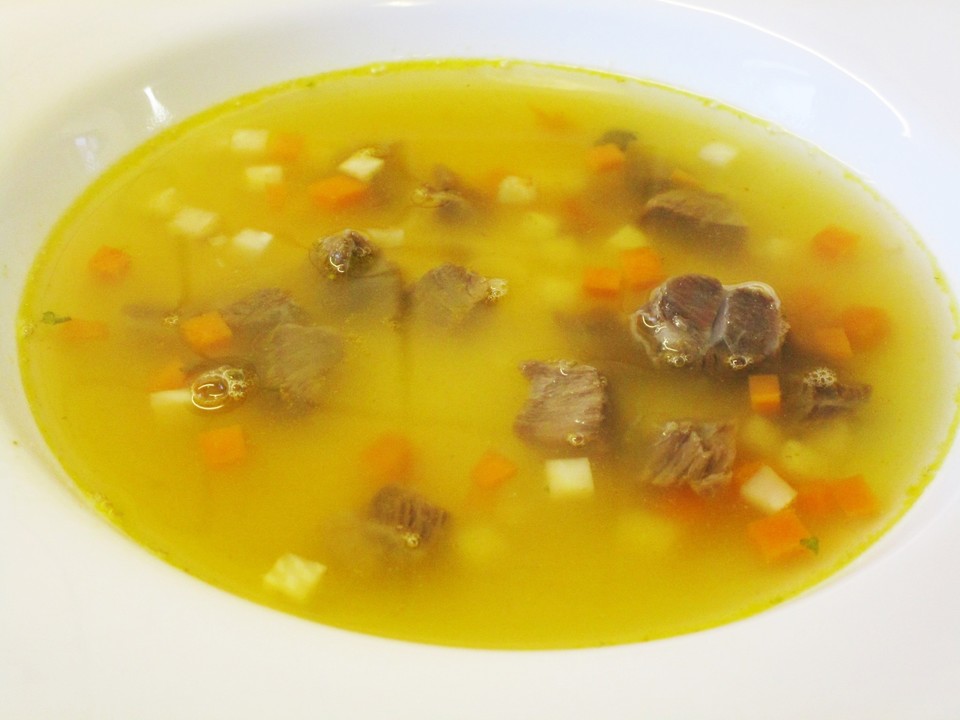 Kräftige Rindfleischsuppe von suedseele | Chefkoch.de