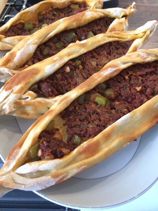 Kiymali Pide von Hayat94 | Chefkoch.de