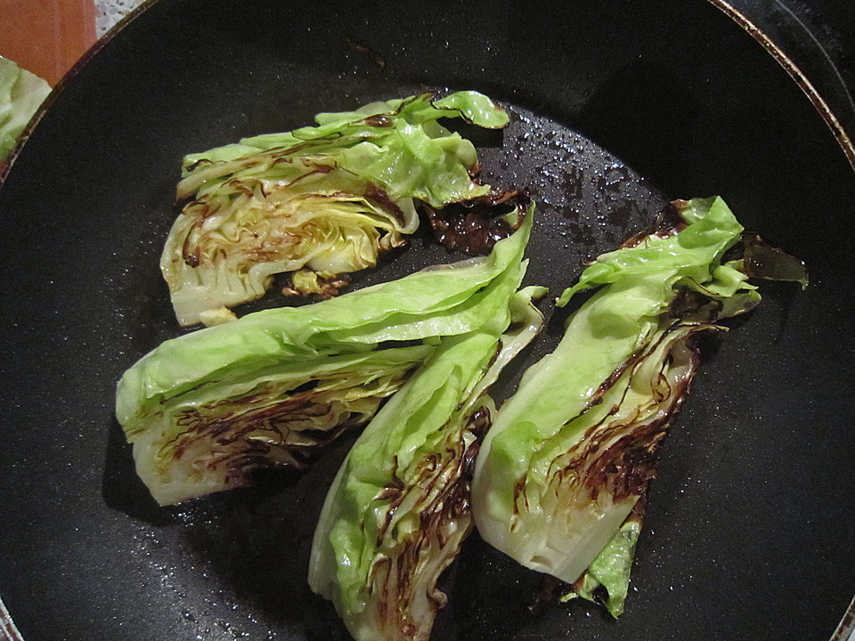 Gebratener Spitzkohl von minosch | Chefkoch.de