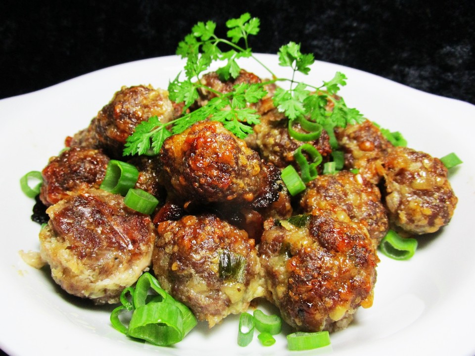 Rinderhack-Käse-Minifrikadellen von movostu | Chefkoch.de