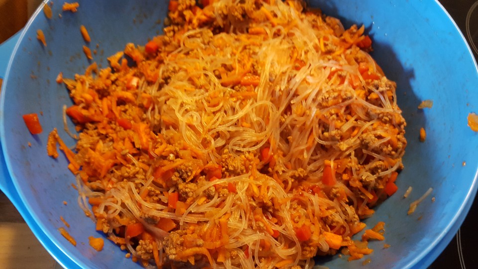 Glasnudelsalat mit Hackfleisch von lit78 | Chefkoch.de