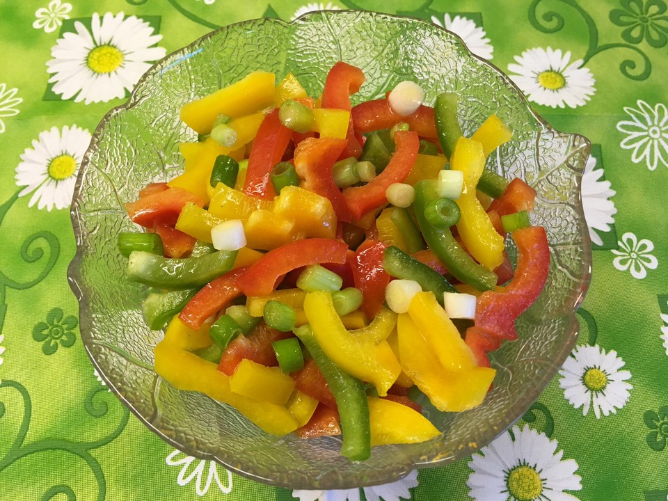 Paprikasalat von Yella | Chefkoch.de