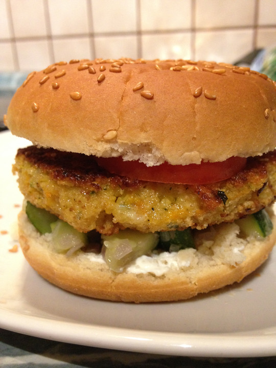 Vegetarische Couscous-Gemüse-Burger von fayne | Chefkoch.de
