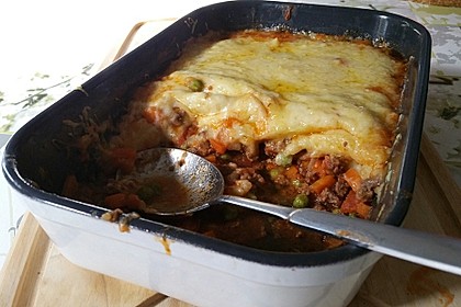 Hackfleisch-Kartoffelbrei-Auflauf von Babserlgap | Chefkoch.de