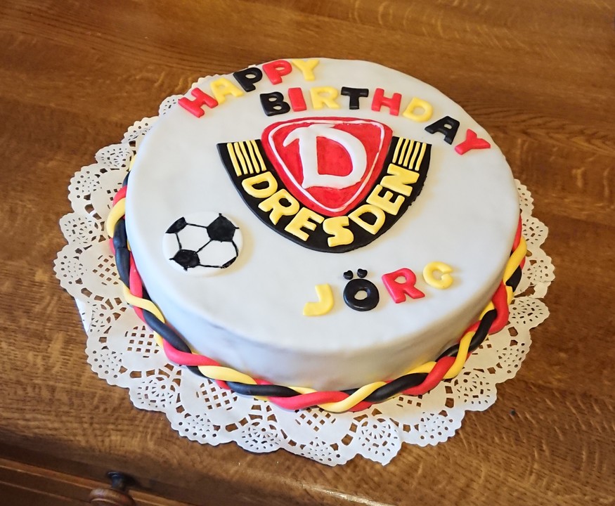 Fondant-Torte mit Früchten von LaurasTorten | Chefkoch.de
