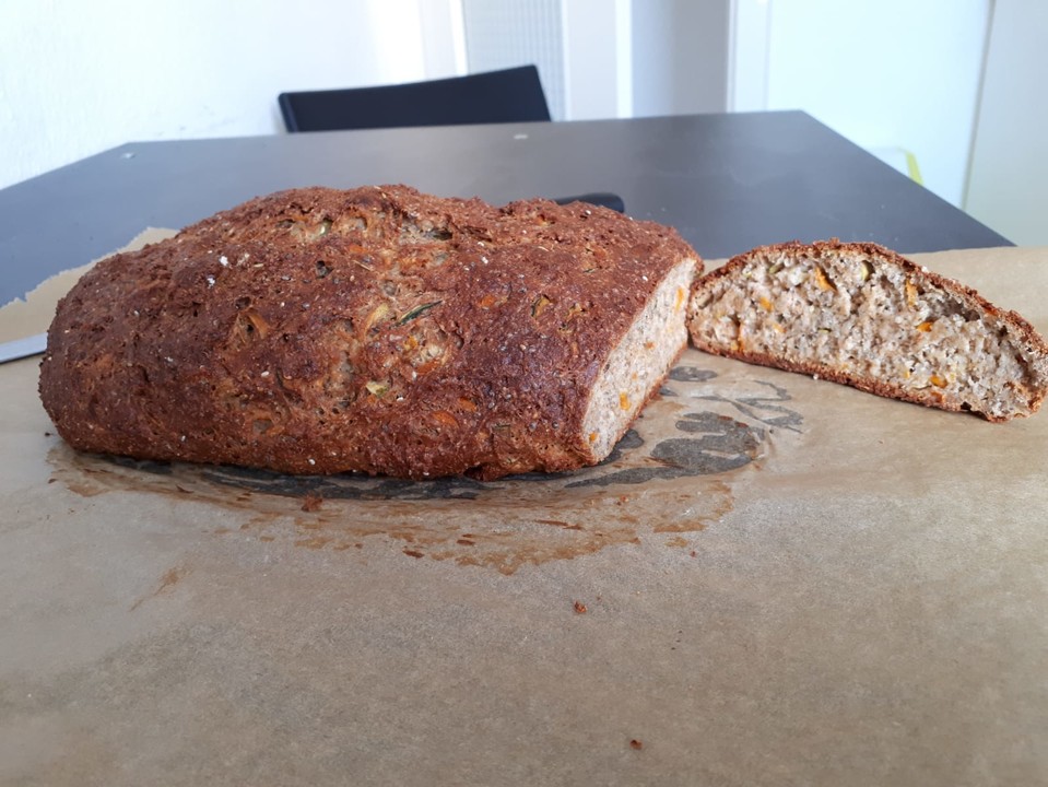 Chia-Quark Brot von Freakalicious | Chefkoch.de