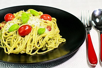 Avocado-Spaghetti von Esslust | Chefkoch.de