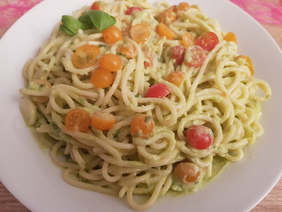 Avocado-Spaghetti von Esslust | Chefkoch.de
