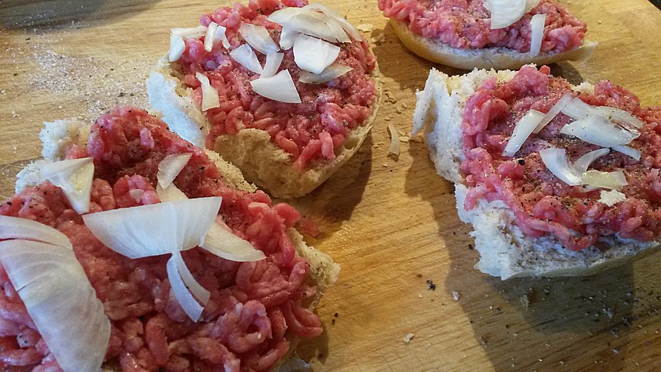 Mettbrötchen von stellakrisba | Chefkoch.de