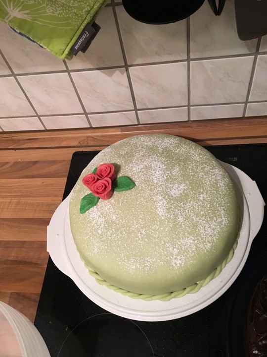 Princess-Torte von momo_panda | Chefkoch.de