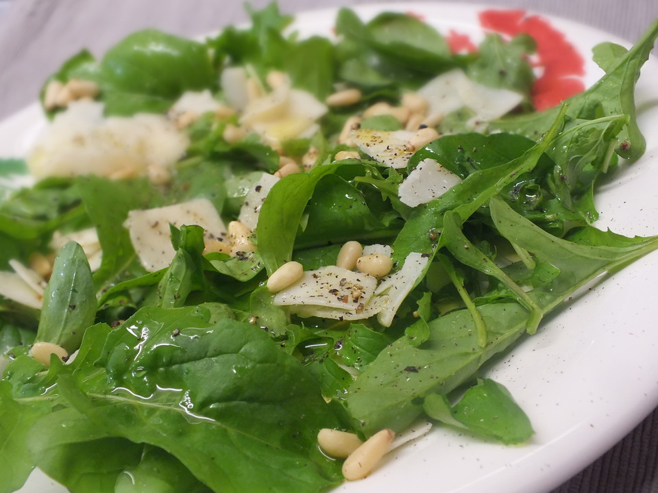 Klassischer Rucola Salat von goran | Chefkoch.de