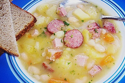 Westfälische weiße Bohnensuppe Omas Art von Schwalbe | Chefkoch.de