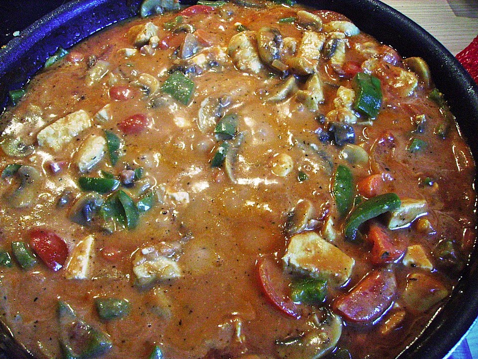 Putenfleisch in sahniger Weißweinsoße und frischen Pilzen | Chefkoch.de