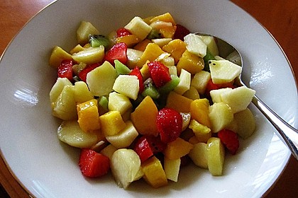 Bunter Obstsalat (Rezept mit Bild) von alina1st | Chefkoch.de