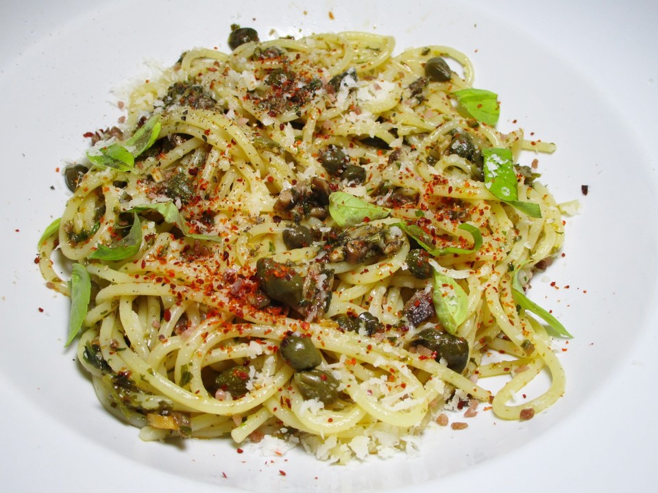Spaghetti mit Sardellen und Kapern von daja | Chefkoch.de