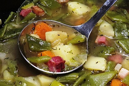 Leckere grüne Bohnensuppe von Mausi180 | Chefkoch.de